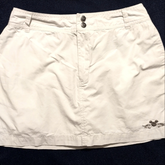 Disney | Shorts | Walt Disney World Bright White Cotton Skort Wms Sz ...